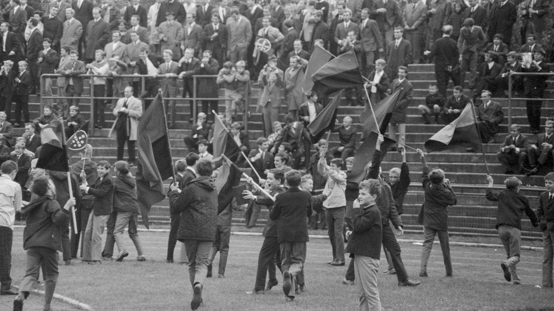 From the archives: The sensational 1967/68 season | Bayer04.de