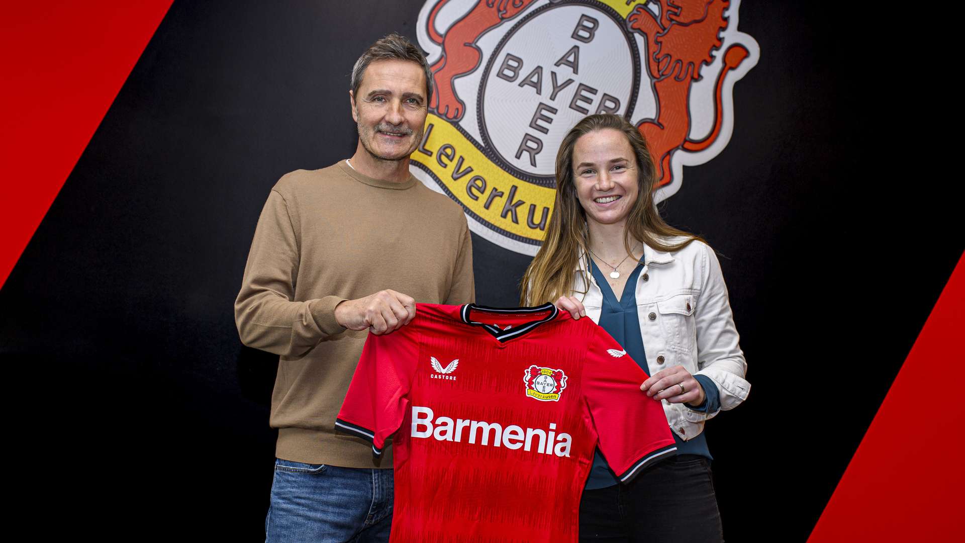 Bayer 04-Frauen verpflichten Mittelfeldspielerin Eva van Deursen ...